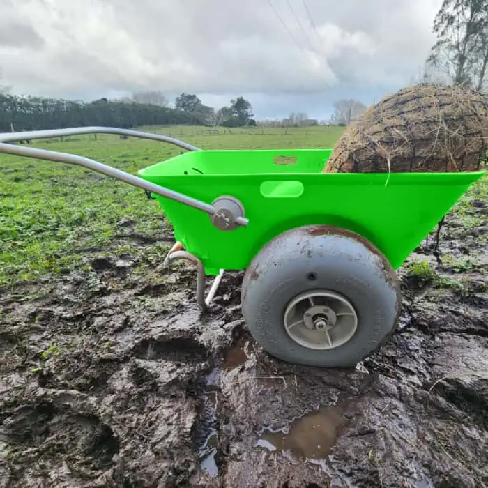 Wheeleez™ Beach Cart Green - Wheeleez, Inc. | Wheeleez™ low-pressure wheels